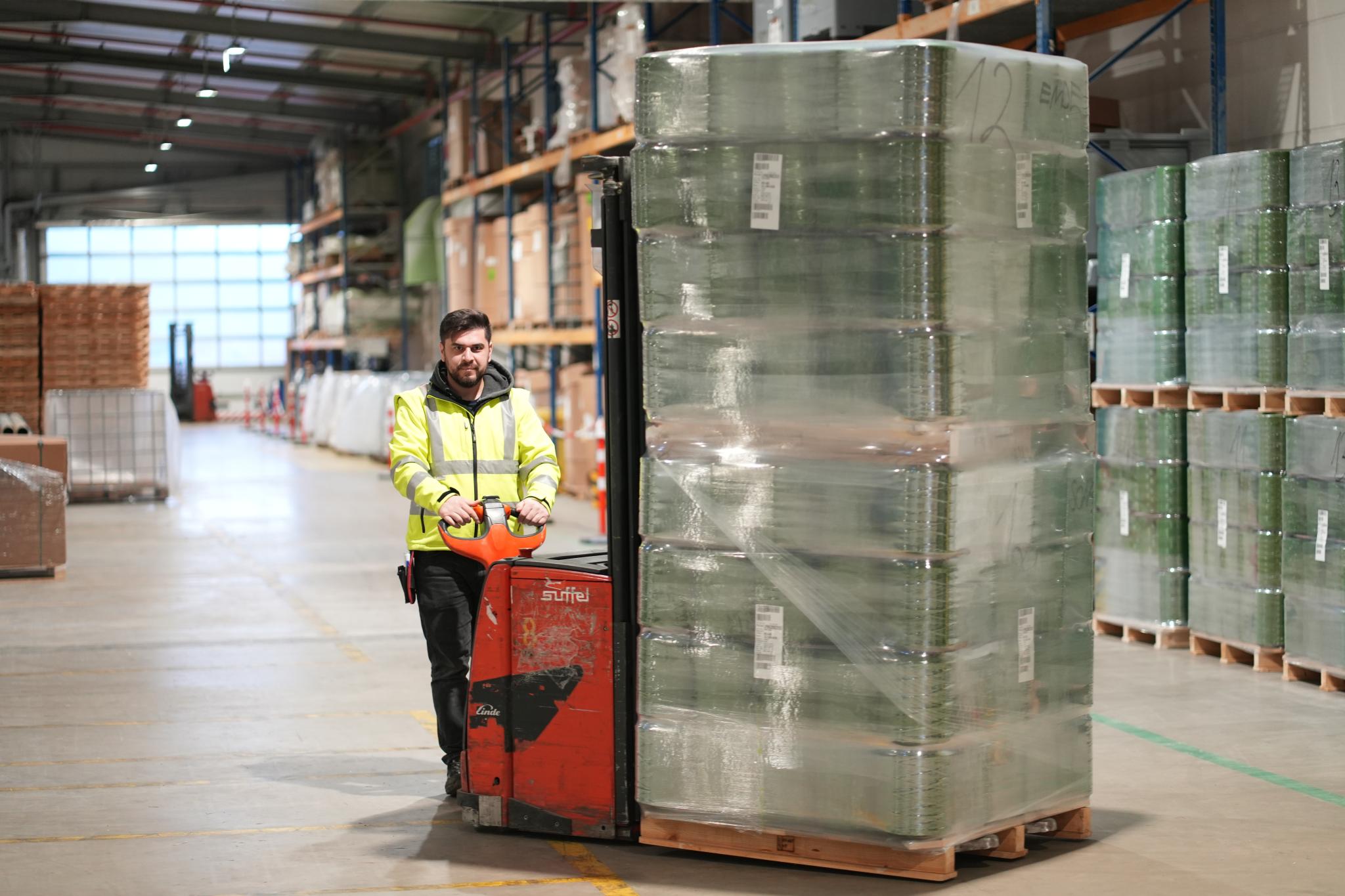 Production Planning, Scheduling and Logistics – Morton Extrusionstechnik Production Planning, Scheduling and Logistics – Morton Extrusionstechnik